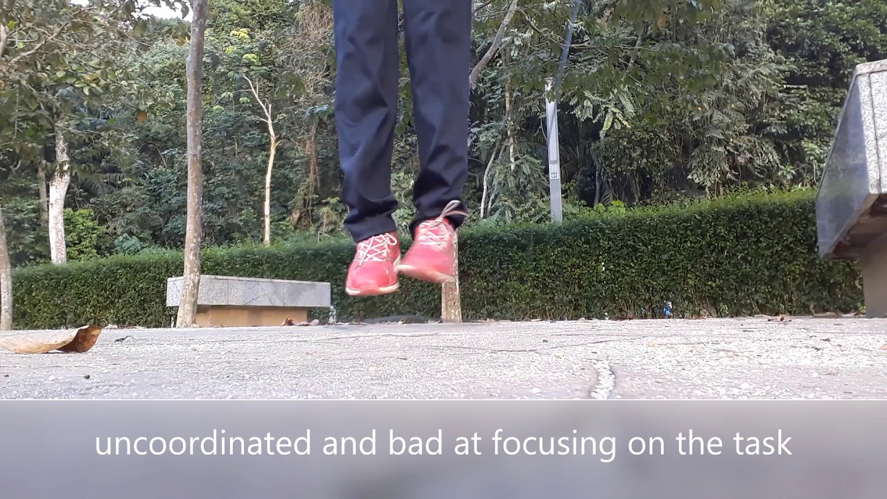 Tripping up on my jump rope *OWW* - YouTube