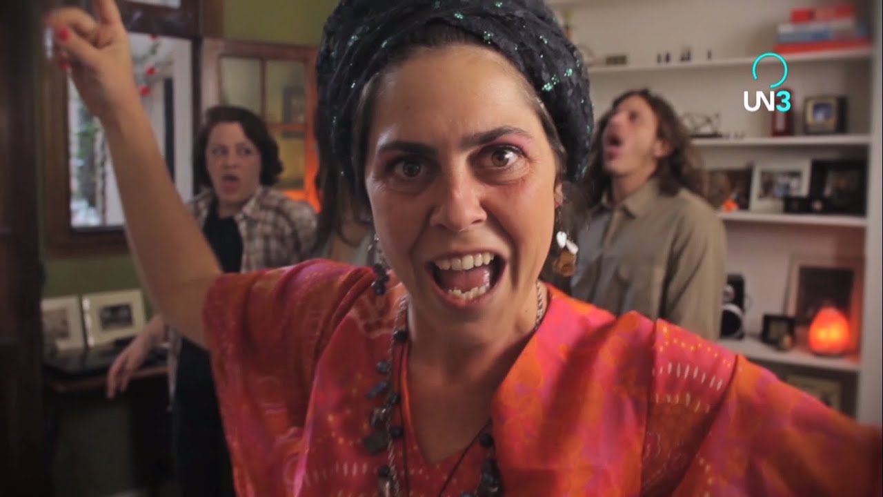 SUCEDE l Capítulo 03 - YouTube