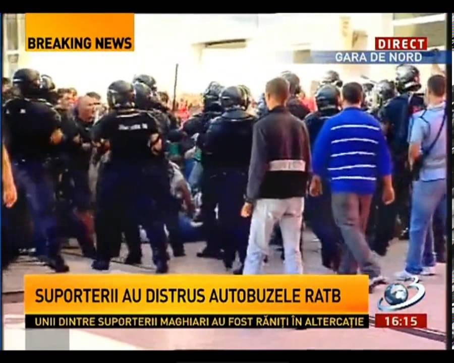 Romania Vs Ungaria Suporteri unguri vs Jandarmi romani Bucuresti Gara ...