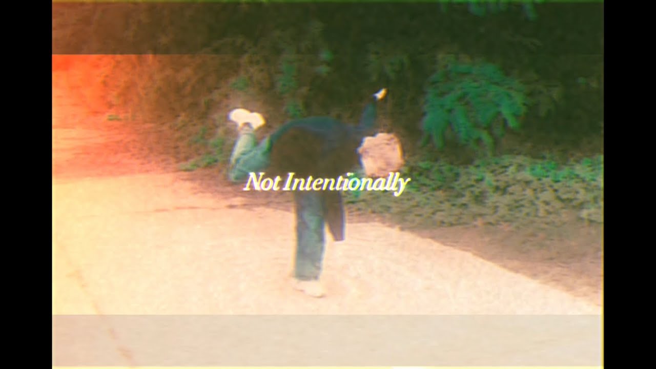 Not Intentionally - Richard Shelest (Official Visualiser) - YouTube