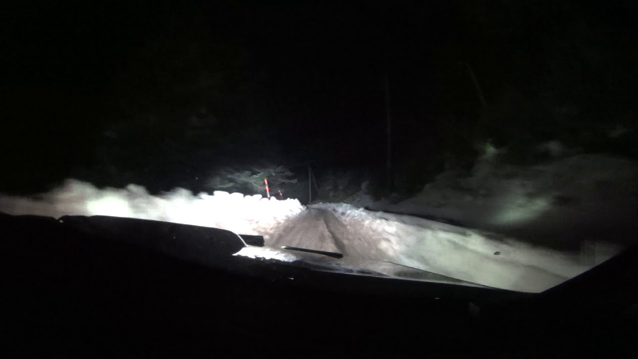 御岳スノーランド 2019/02/15 Snow drifting Subaru GC8 - YouTube