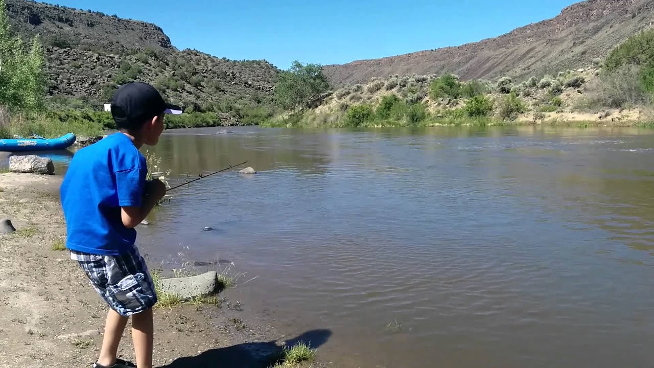 Dave and Papa Fishing, Pilar NM(9) - YouTube