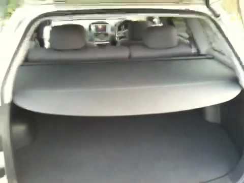 2003 Nissan wingroad - YouTube