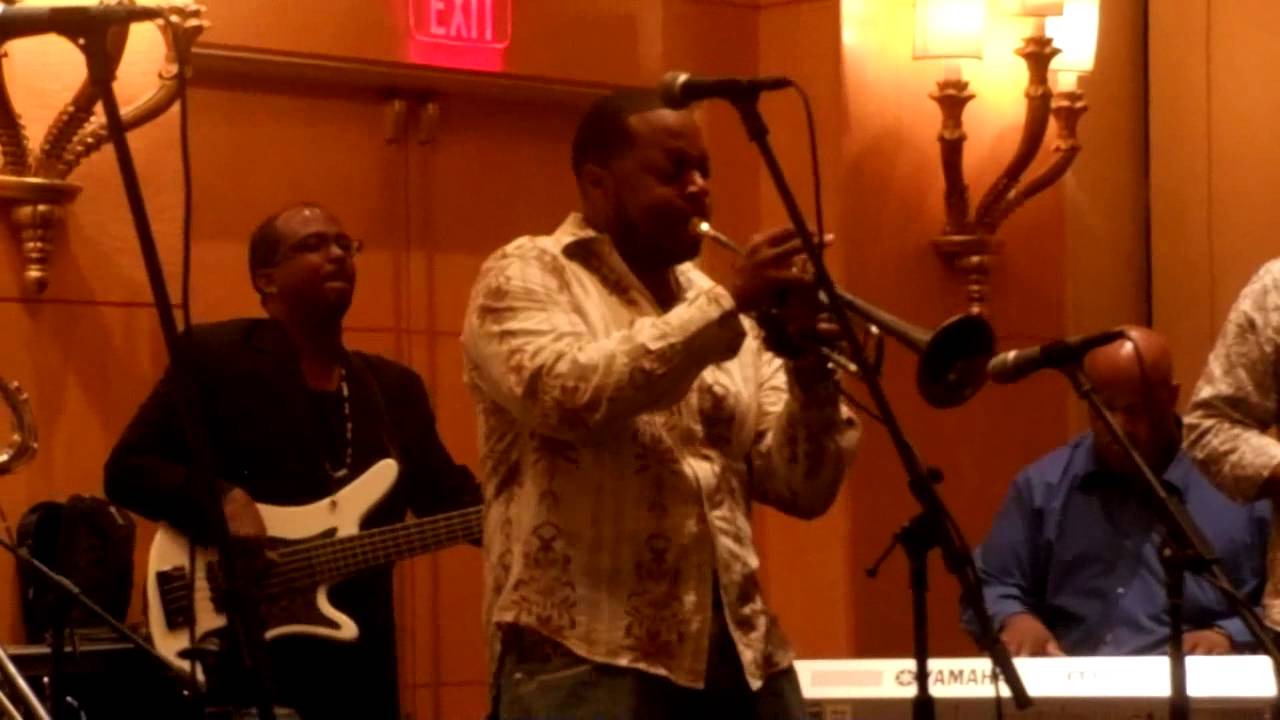 Lin Rountree - Jazz Fest (Phoenix) 10.15.11 - YouTube