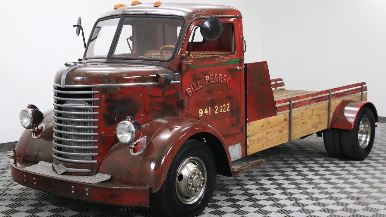 1947 DIAMOND T COE - YouTube