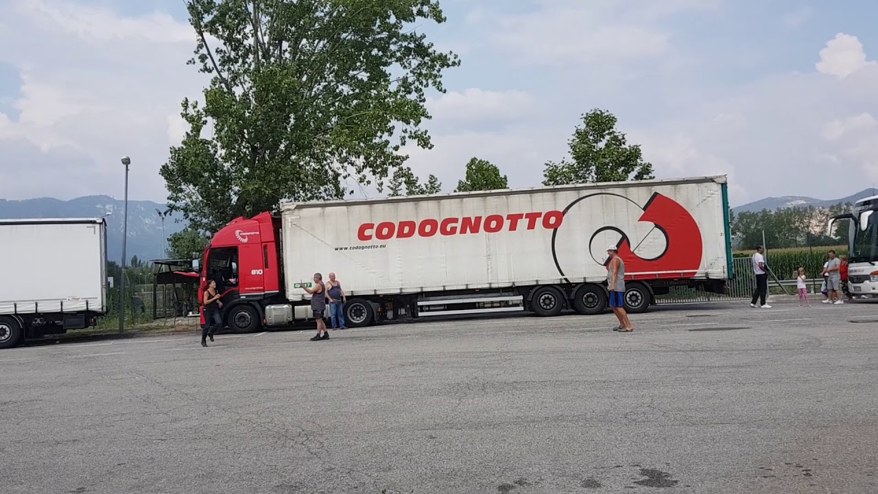 ДАЛЬНОБОЙЩИК В ДЕЛЕ!!! (Mr.IGOR) - YouTube