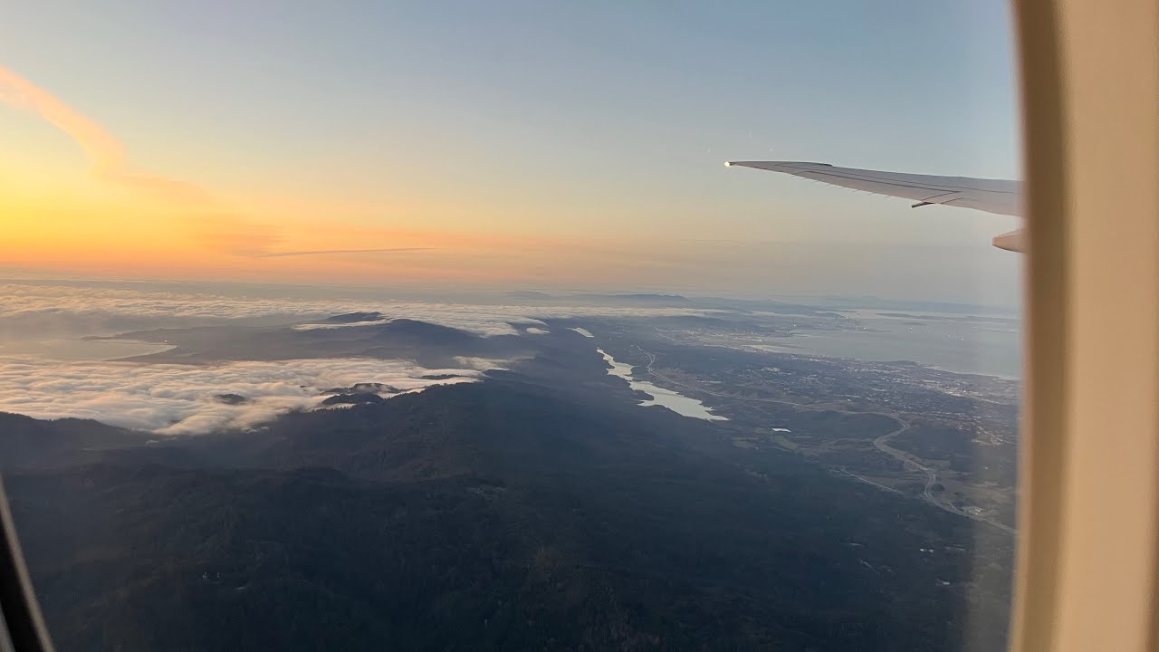 BEAUTIFUL Sunset landing in San Francisco - Boeing 777-300 from Taipei ...