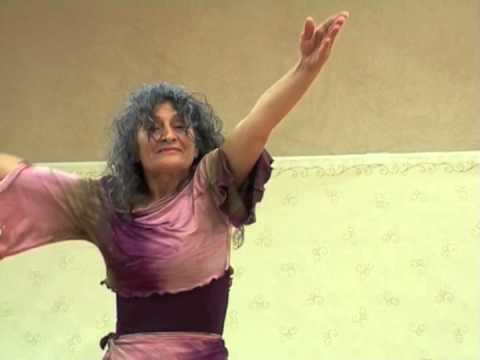 "Biodanza" Hélène Lévy Benseft - YouTube