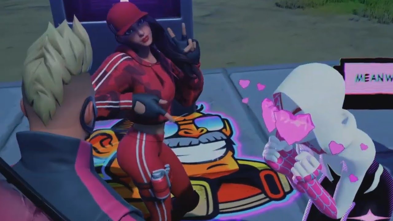 Catching Gold Diggers In Party Royale! - YouTube