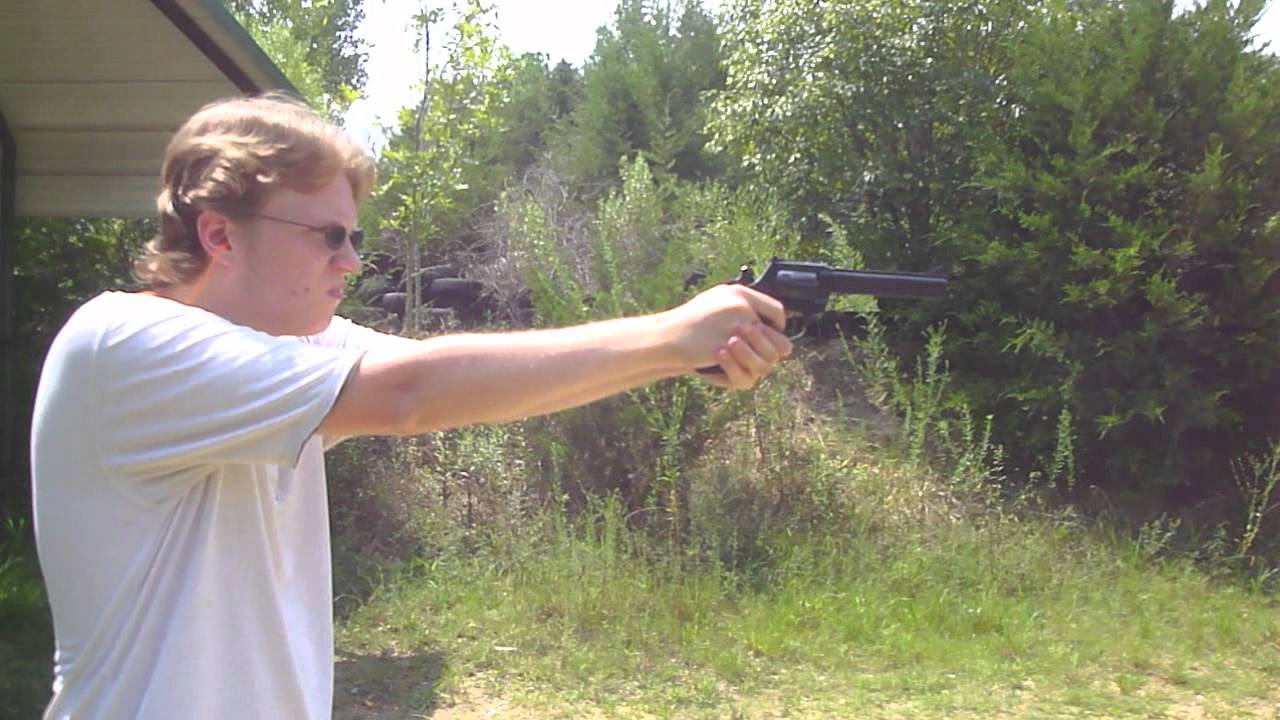 Czechpoint 261 .22LR Revolver - YouTube