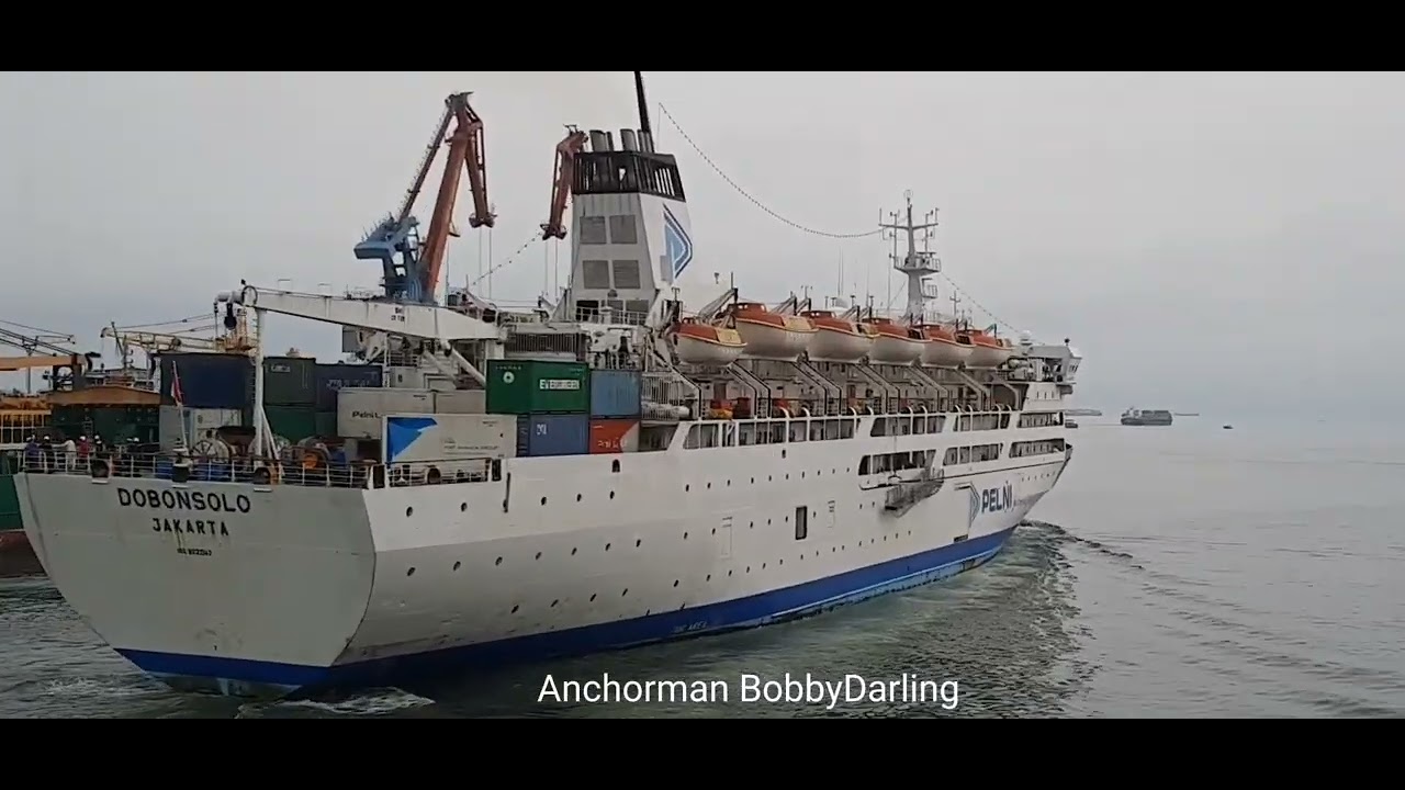 Indonesia Jakarta Ferry 🇮🇩⛴️ #indonesia - YouTube