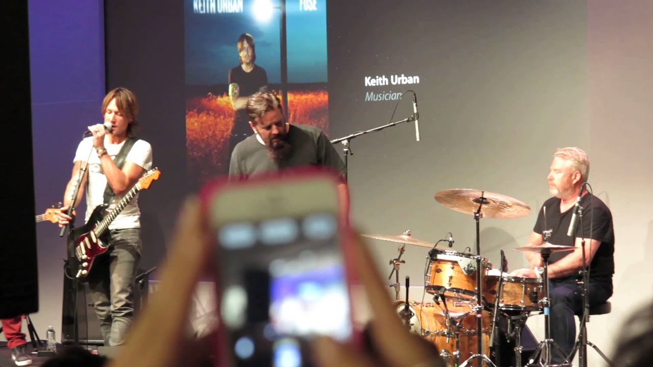 Keith Urban Live performance from new album - YouTube