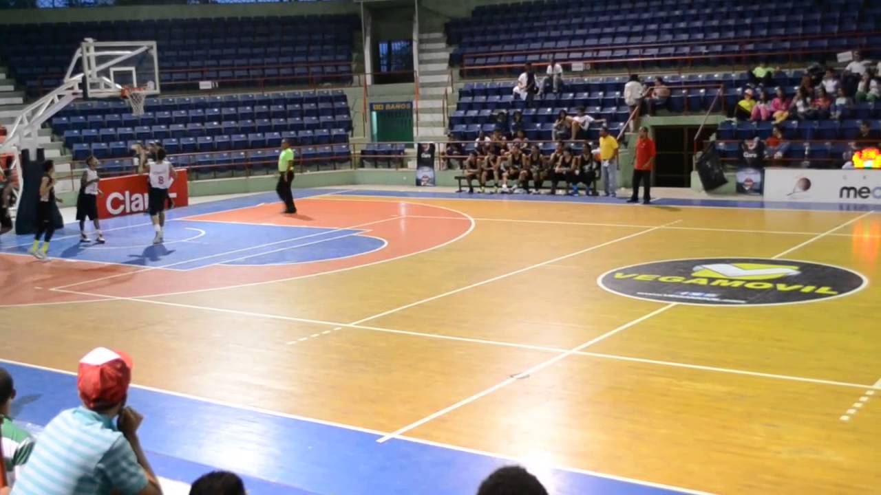 Agustiniano vs don luis despradel - YouTube