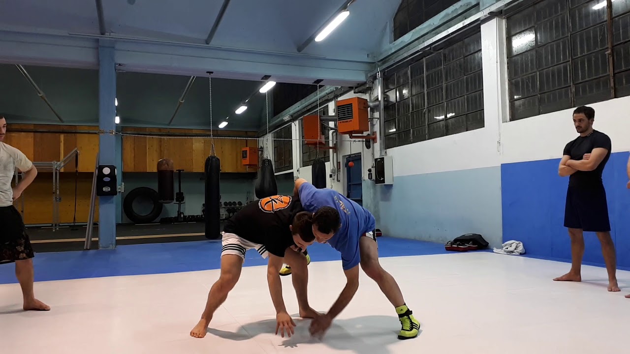Single leg defense and counter attack - YouTube