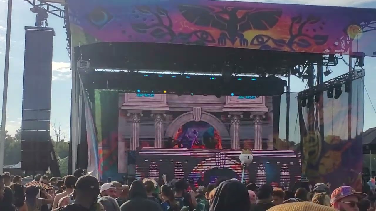 Ahee live at Lost Lands Music Festival 2022 - YouTube