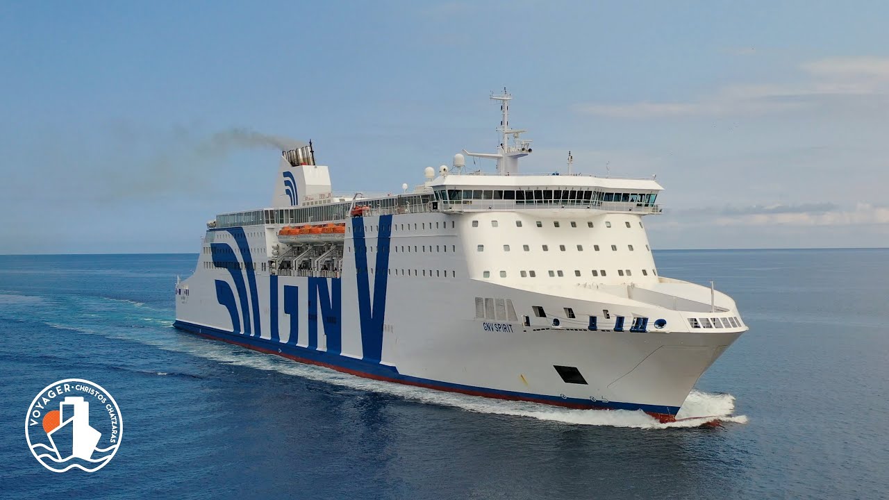 GNV Spirit 🔱 Palermo - YouTube