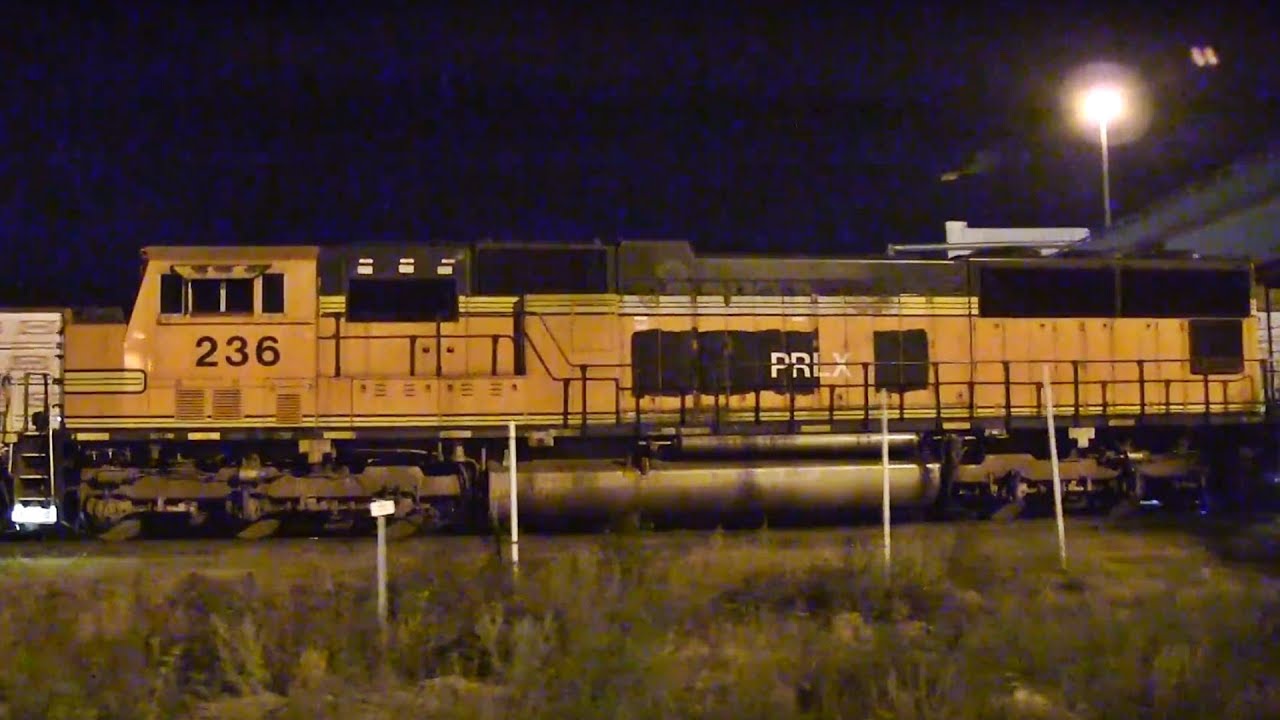 CN Train Spotting HD: CN SD70I 5600 & EX BNSF PRLX SD75M 236 On M301 At Clover Bar 7/10 9/1/18 ...