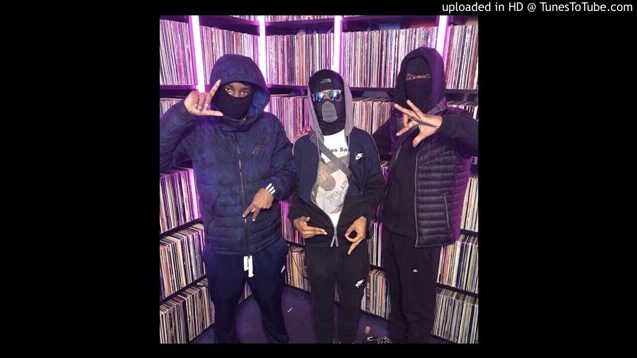 ROBLOX LONDON FIELDS KEEGS(NPK) STABS CUTIE(3X3) - YouTube