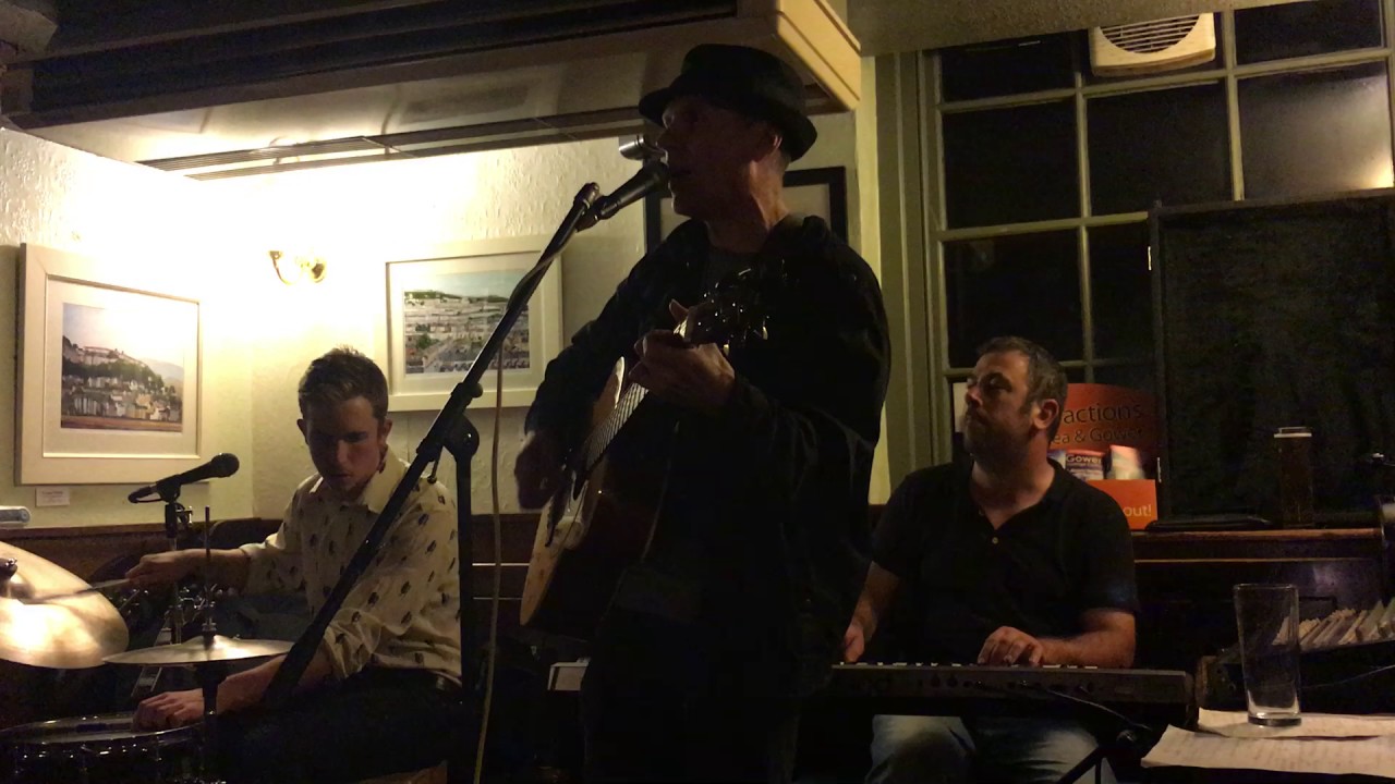 The Ian Shimmin Band "Cuts like a knife" @ The Brunswick Swansea - YouTube