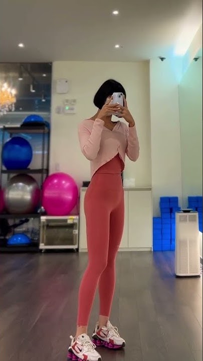 태닝피부👙#ootd #에슬레저룩 #눈바디 #167cm #56kg #레깅스핏 - YouTube