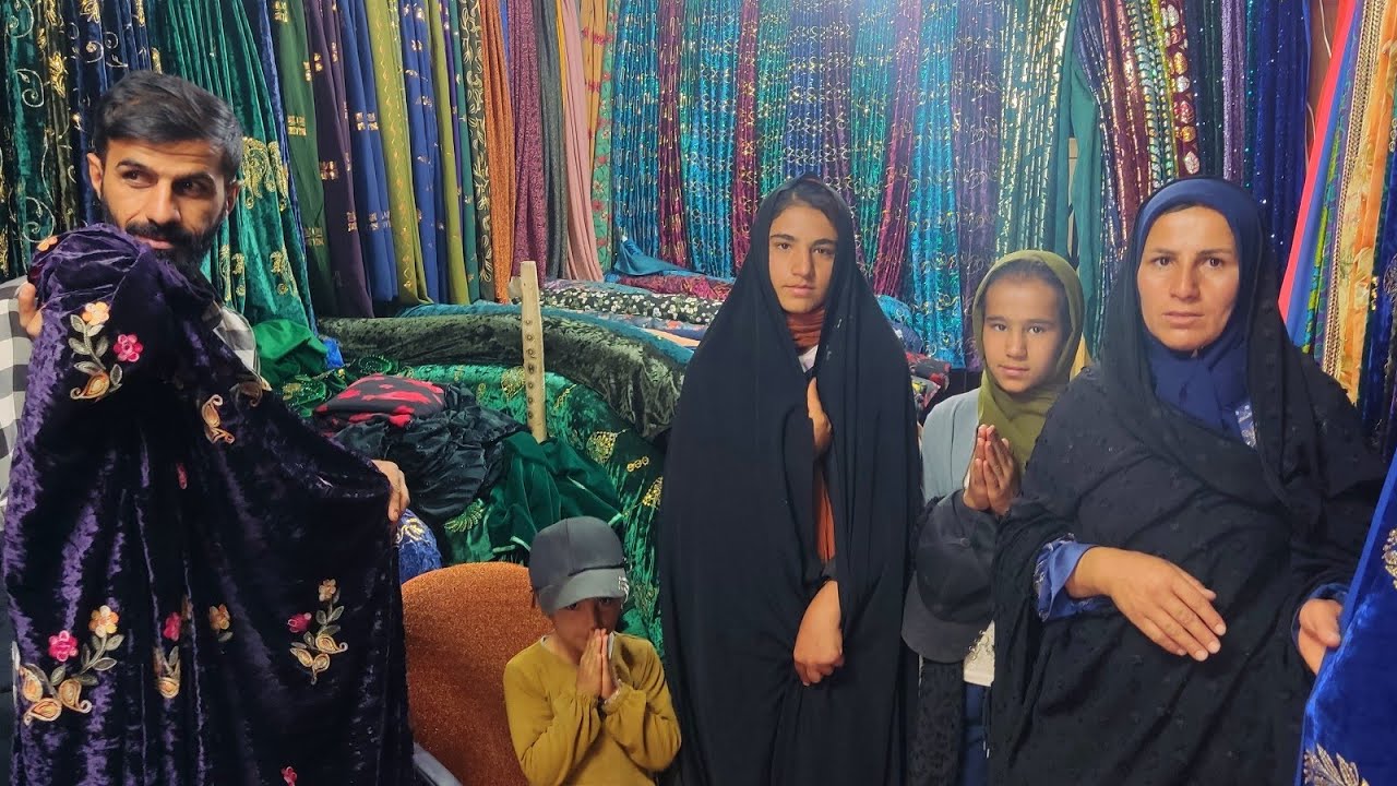 Channel viewers help the PARVAZ family to buy clothes in cooperation ...