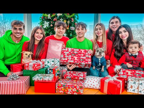 BEST FRIENDS SURPRISE EACH OTHER WITH PRESENTS!