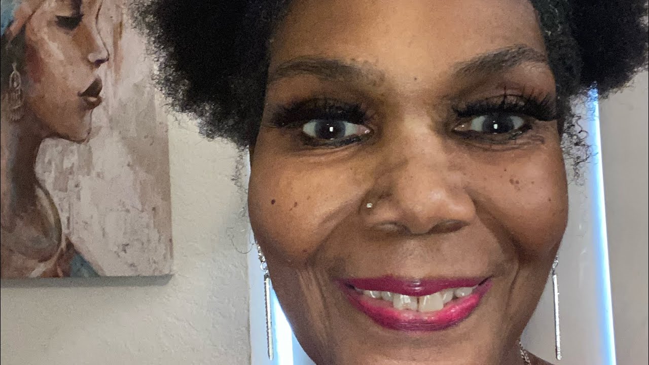 Comedian Loretta Brown This a Message from Peach McIntyre Y’all ...