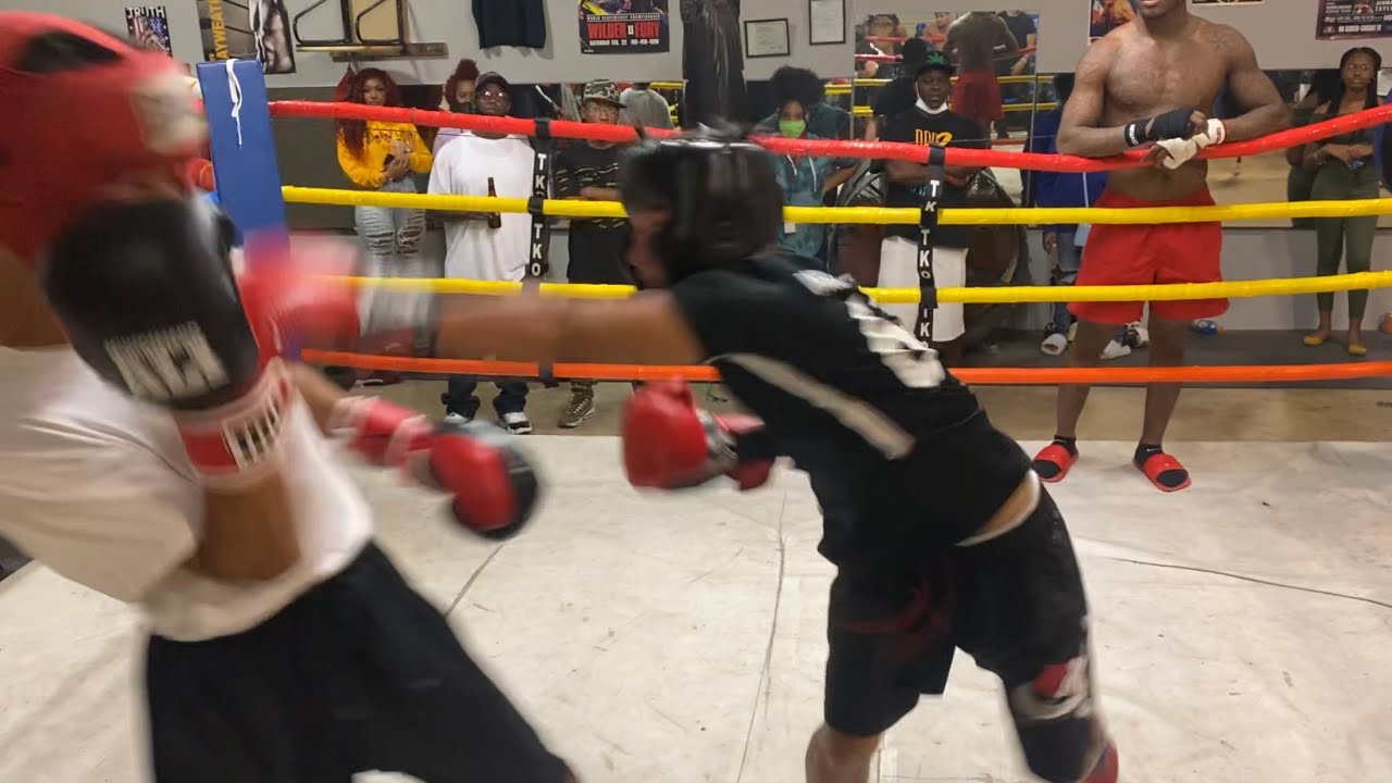 Ree Moo vs Quando Latto BOXING MATCH - YouTube