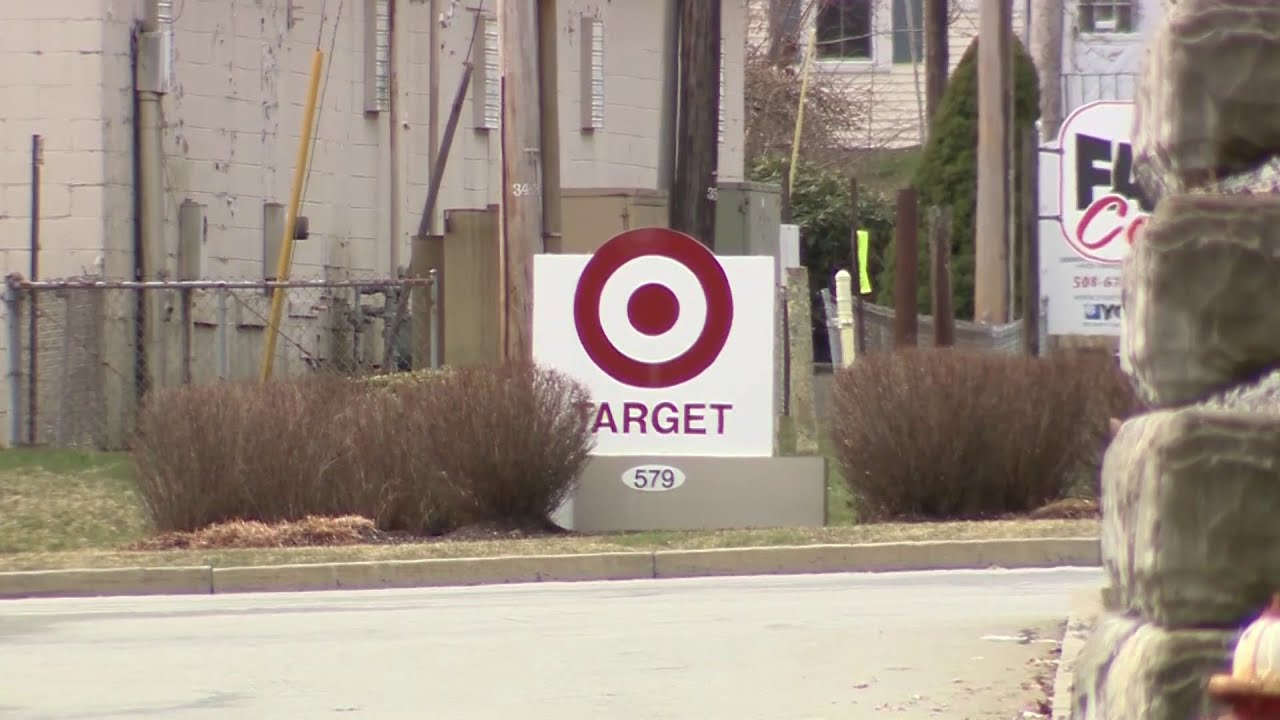Man accused of filming teen in Target dressing room - YouTube