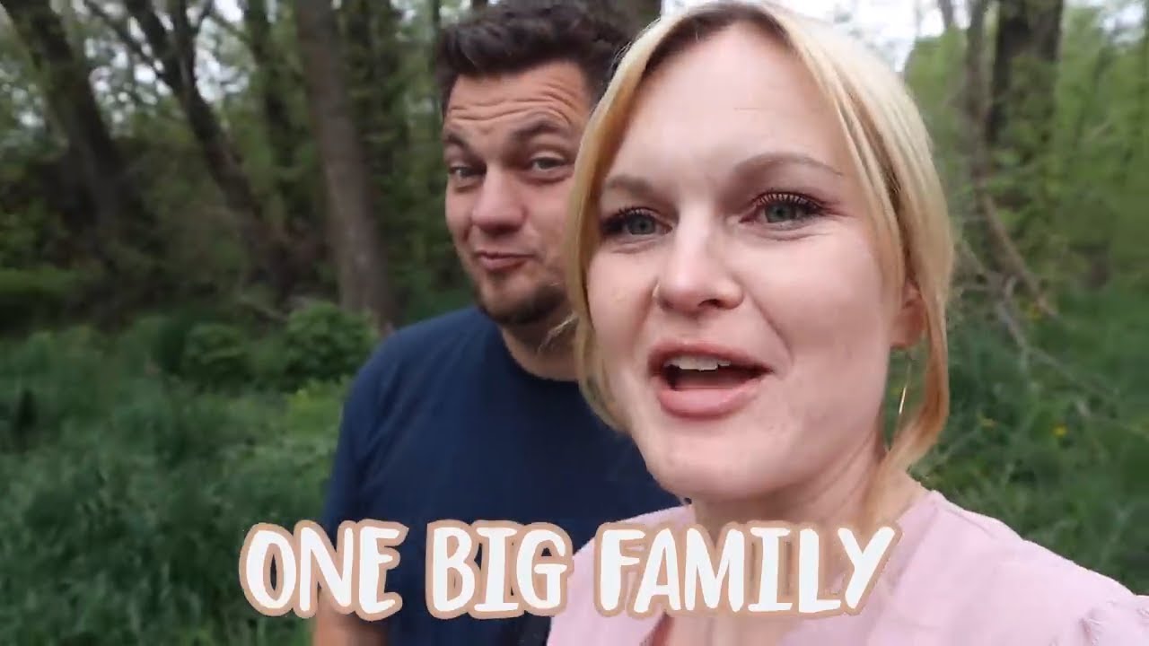 One very big family! - YouTube