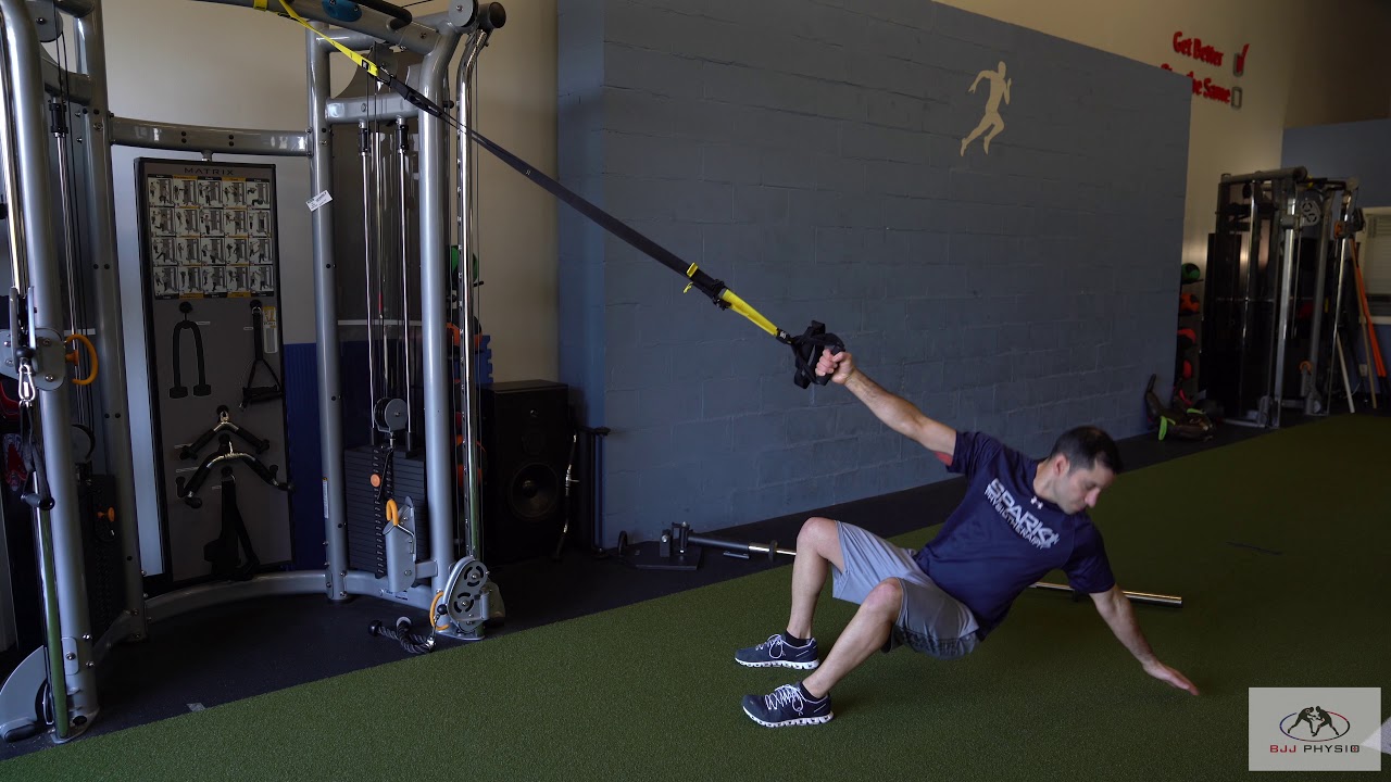 TRX Twist Row - YouTube