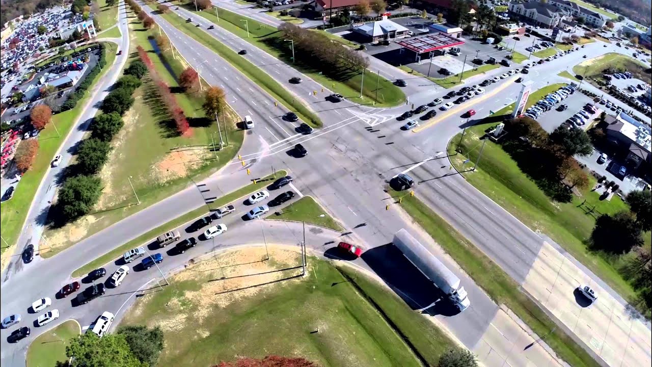 Magnolia Mall Intersection - YouTube