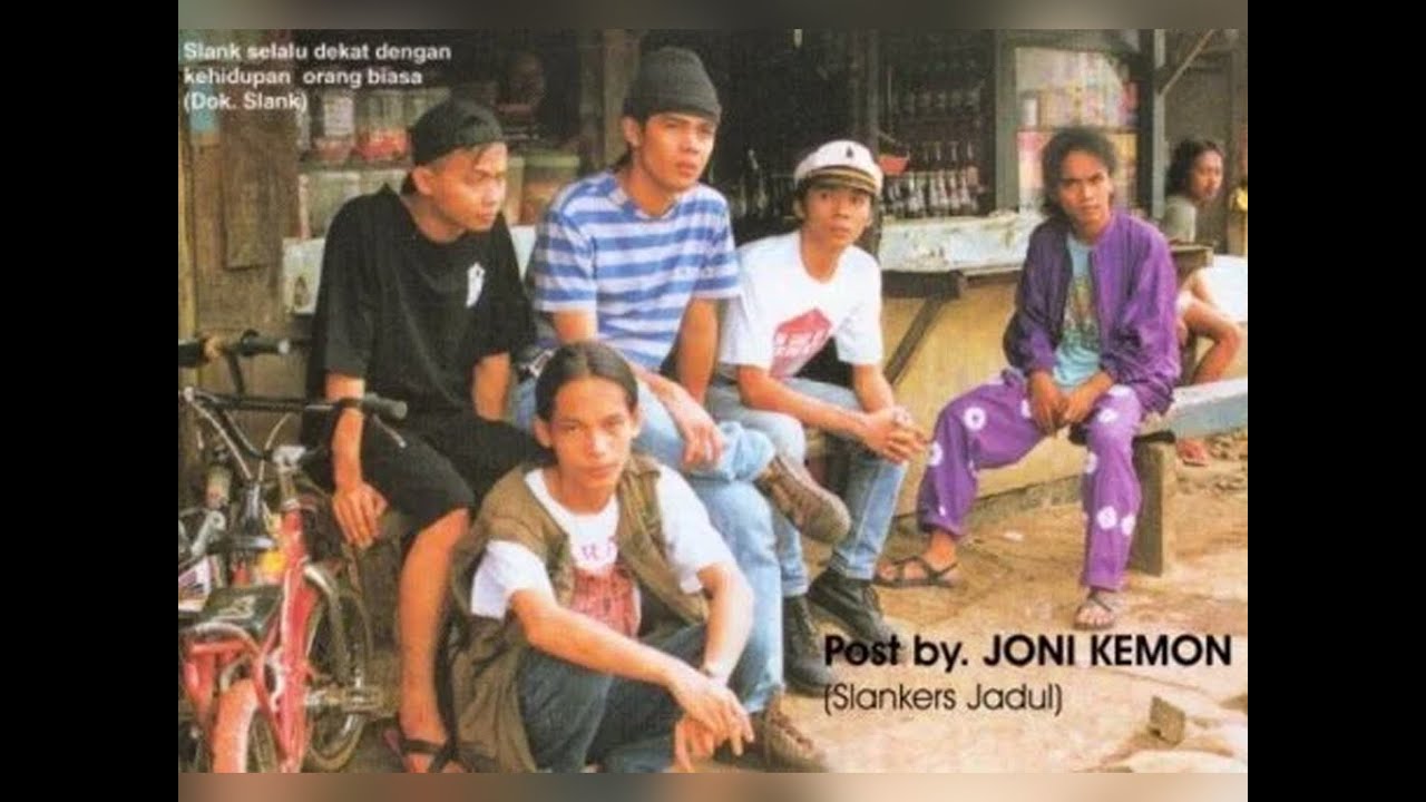 SLANK F13 - PESTA ( LIVE PERFORM ) - YouTube