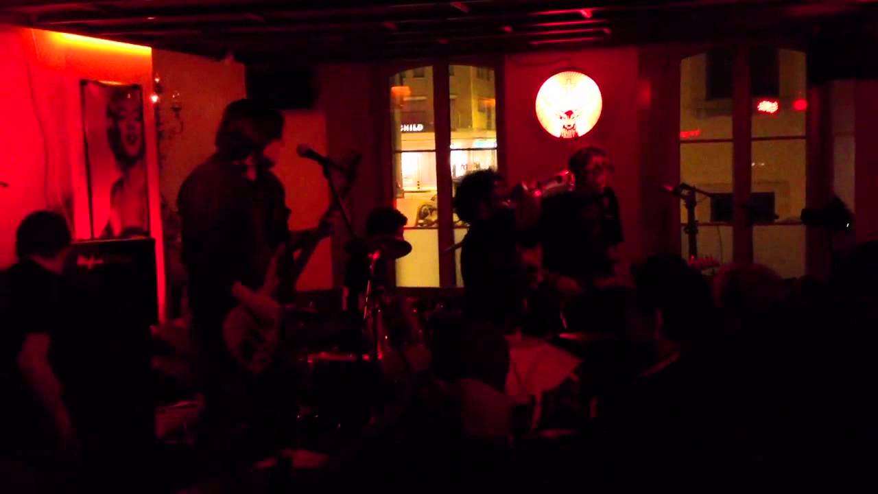 Headless Goofy @ Sonne Pub Glarus - YouTube