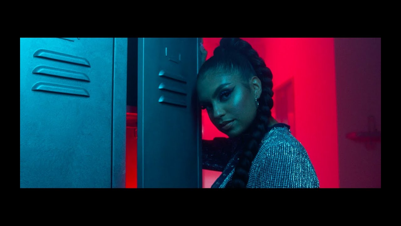 DAFINA - BABY NOT TONIGHT (Official Music Video) - YouTube