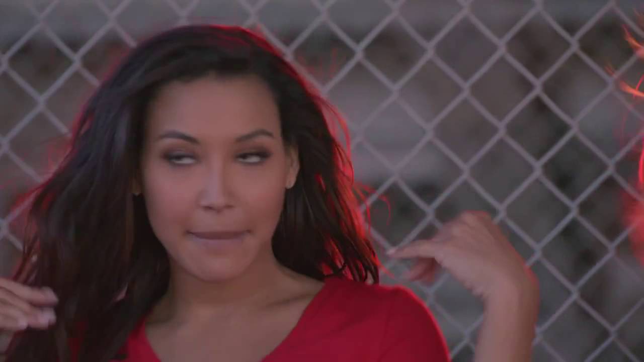 GLEE Full Performance of 'Problem' from 'Homecoming' - YouTube