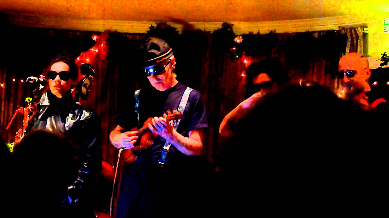 Das Model - The Pindrop Band live in Bristol - YouTube