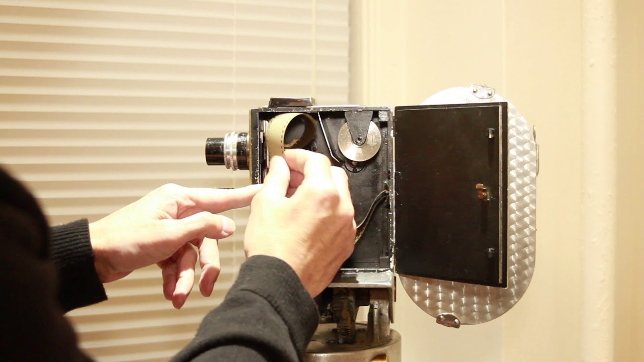 A. Bourdereau Cinex camera 35mm Motion Picture Camera 1926 - YouTube