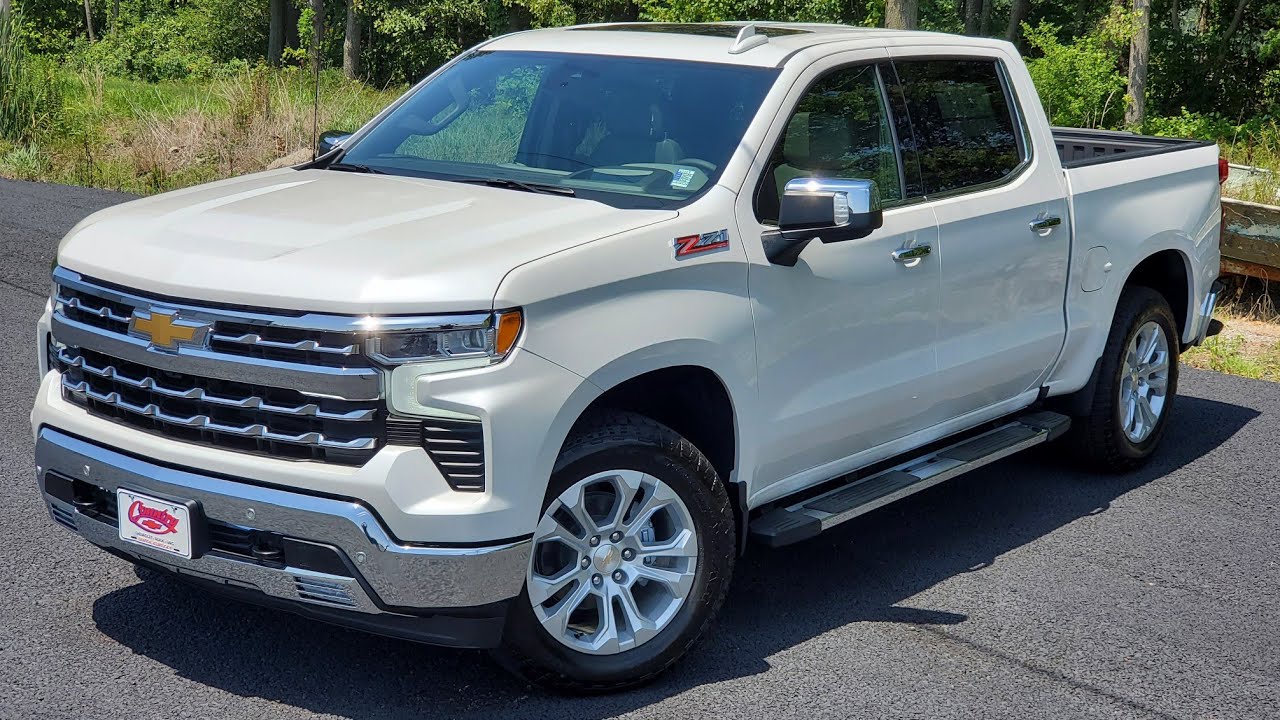 2022 Chevrolet Silverado 1500 LTZ Walk Around - YouTube