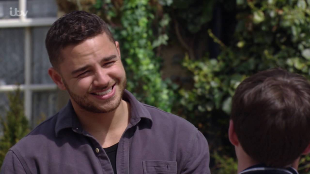 Robbie Convinces Adam To Get Drunk With Him - Emmerdale - YouTube