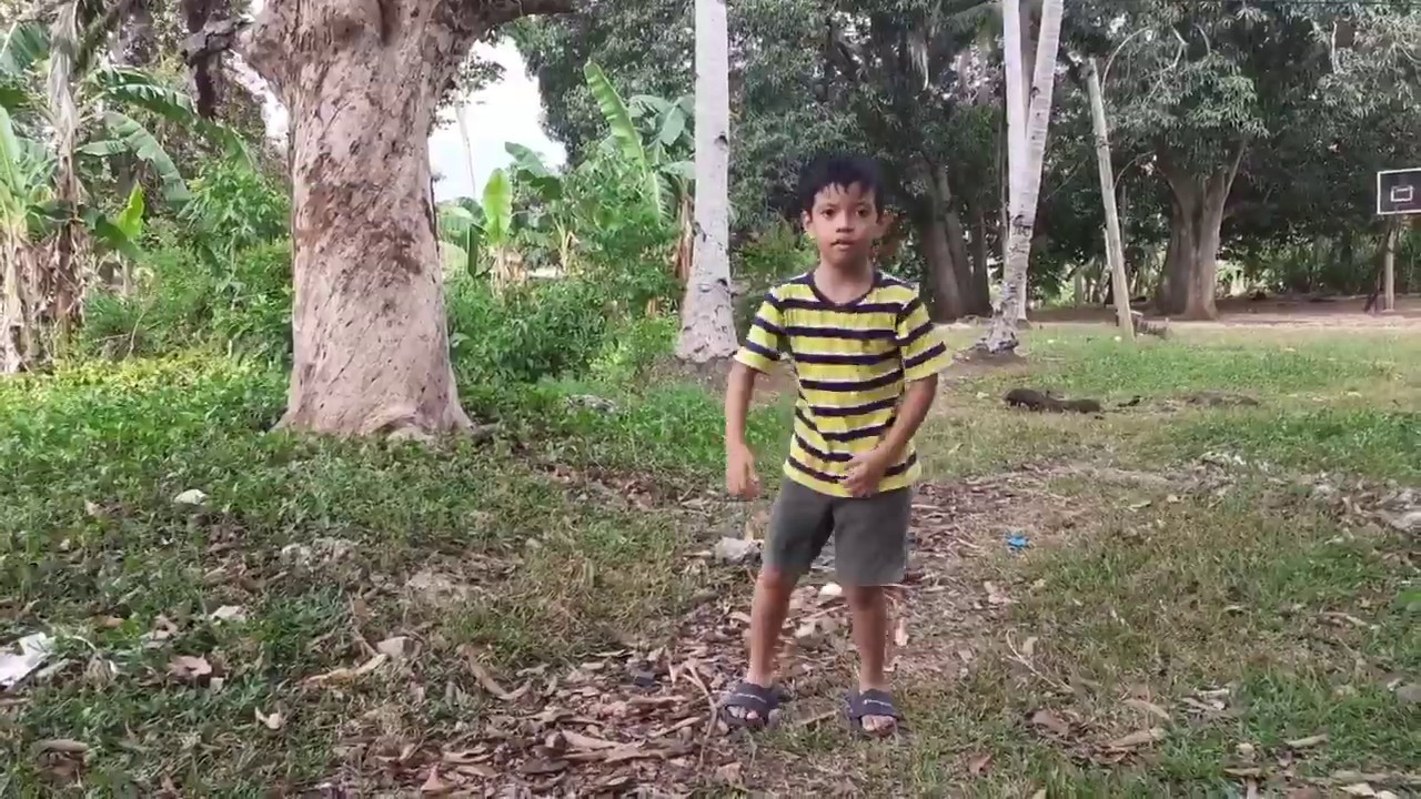 Azen's First MTV - YouTube