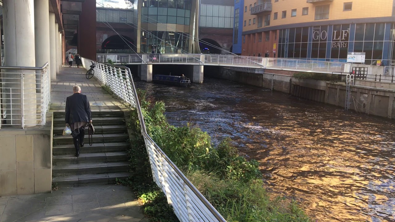 Canal Fail - trying to drive a barge uphill - YouTube