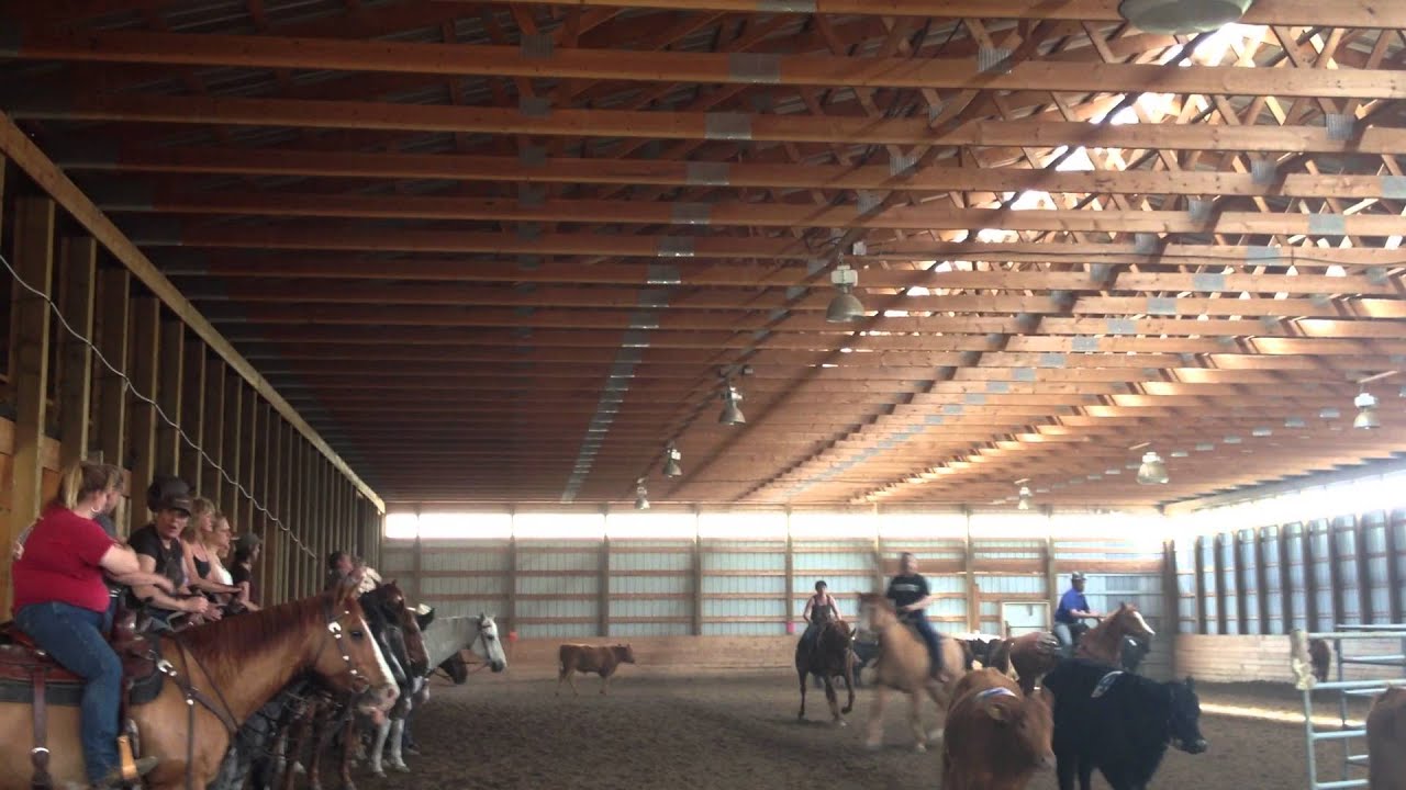 Penning @ Laughing Horse Ranch - YouTube