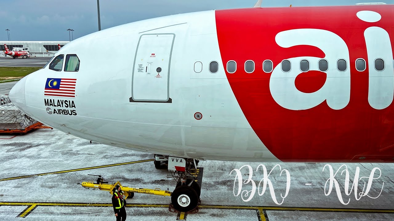 AK5117 (Sector 2/3) Dinner in Kuala Lumpur - Domestic flight in a ...