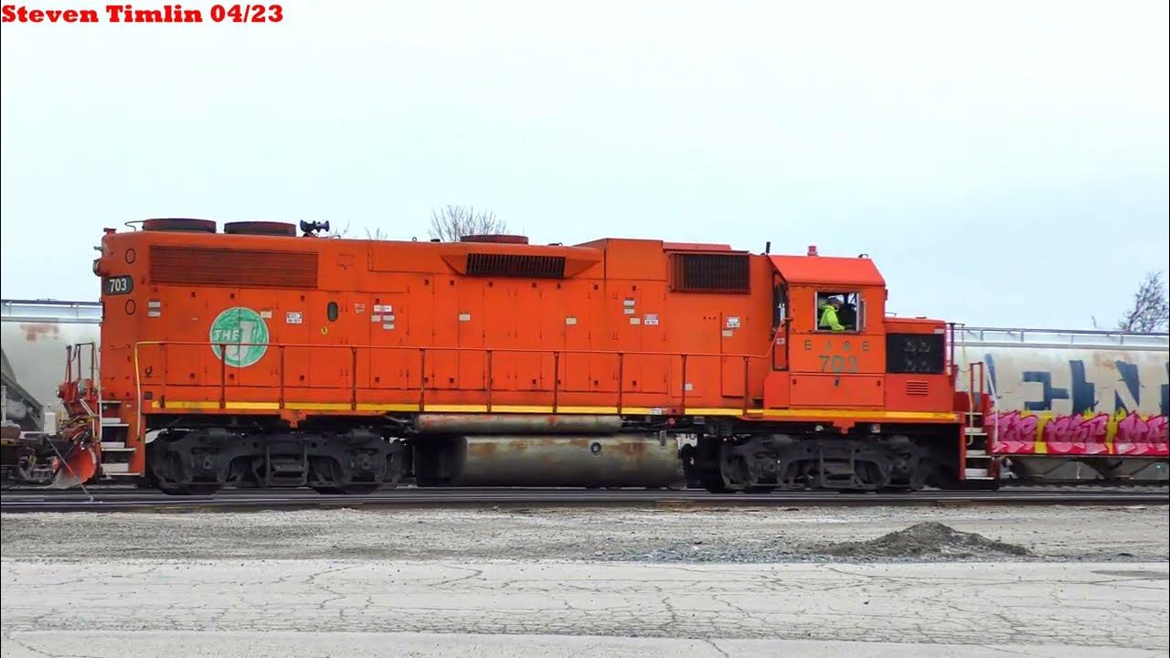 4K/HDR Neenah WI EJ&E working the yard train locomotive rail railroad mow - YouTube