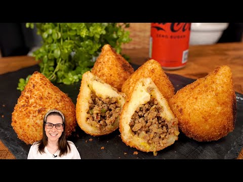 SEM FARINHA DE TRIGO, COXINHA COM MASSA DE MANDIOCA COM 2 INGREDIENTES, DELICIOSA!
