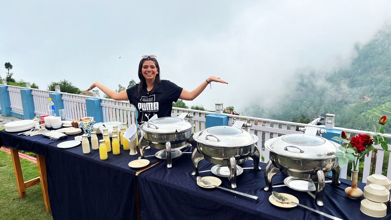 Unlimited Food At (सबसे खूबसूरत जगह)♥️ Staycation At Hills 😱 At Rooftop ...