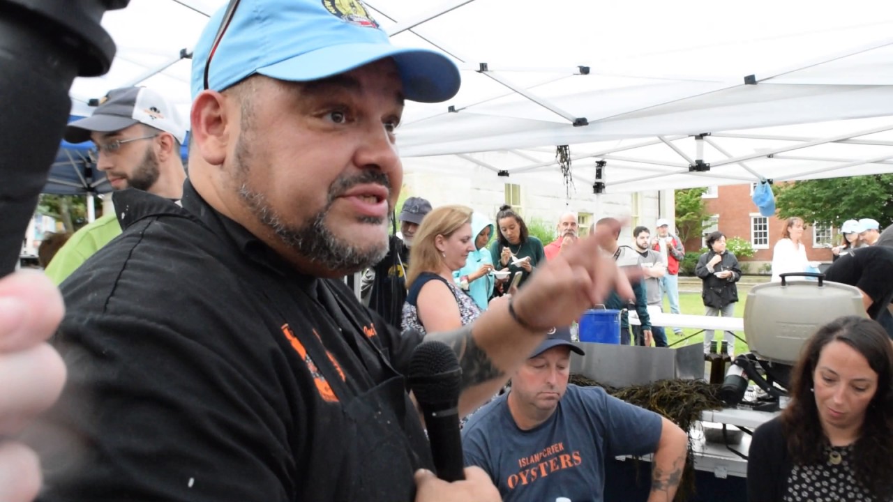 Chef Joe Rego introduces his dish to the judges - YouTube