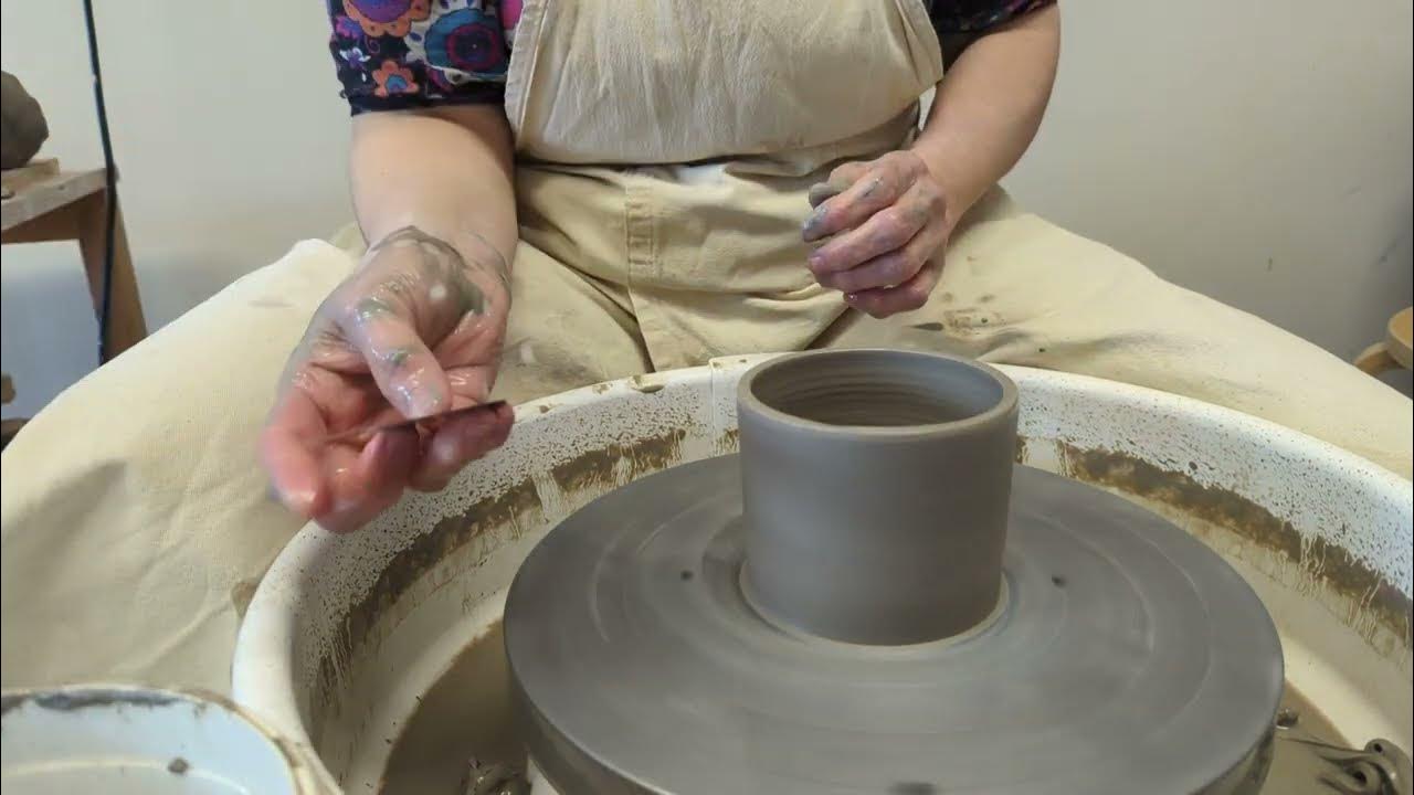 How To Throw A Cylinder - Wheel Throwing Basics - Lesson 1 - With Full ...