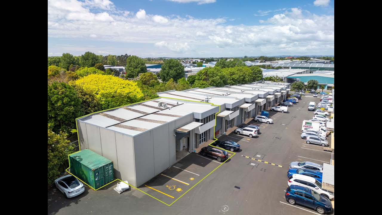 SOLD | 8 / 180 Montgomerie Road, Mangere - YouTube